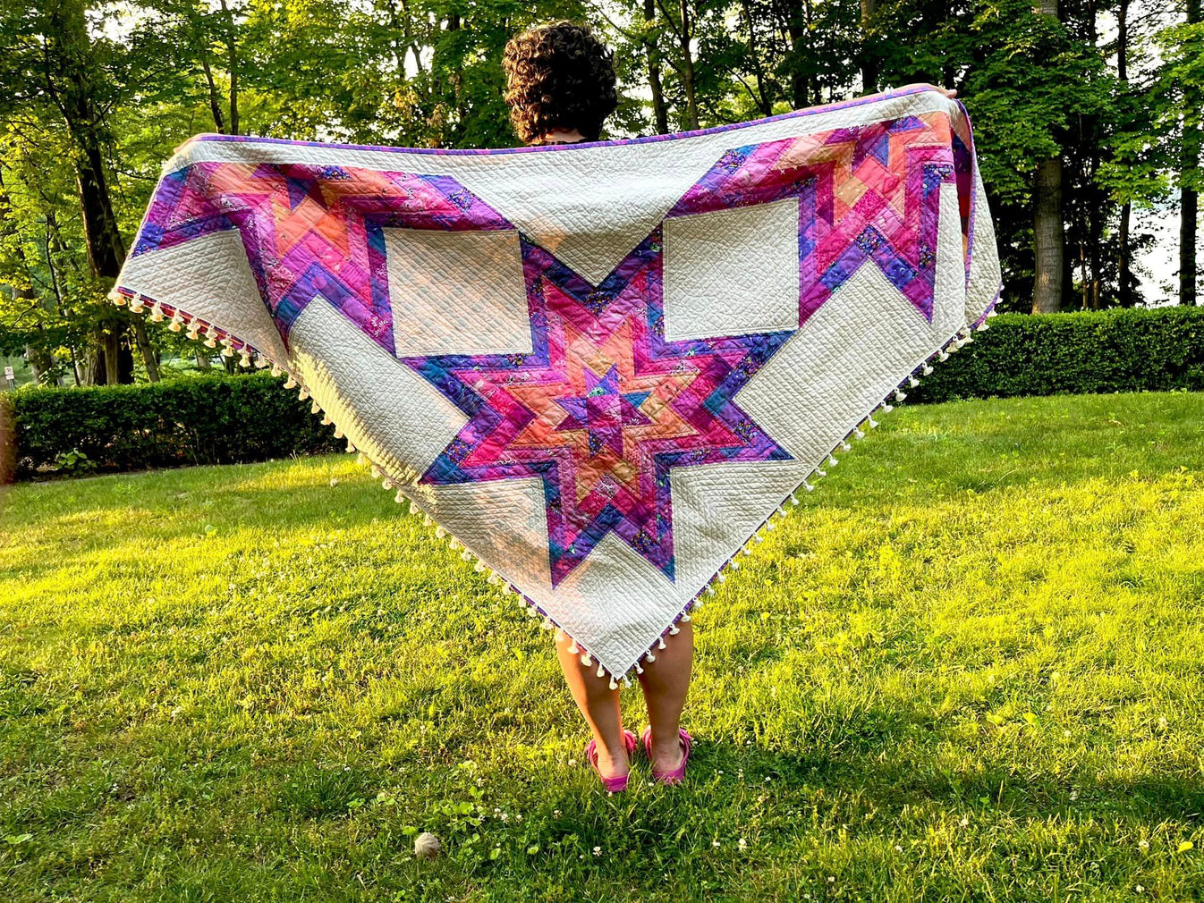Sunshine Quilted Shawl Pattern (PDF ONLY) – Trendy Quilts by Ana Galan